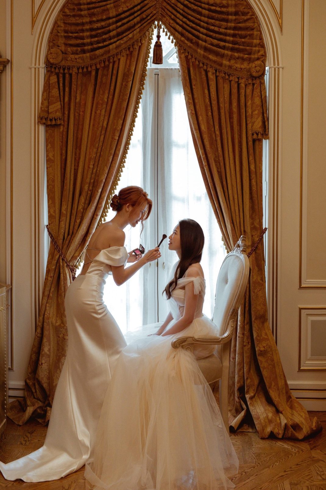 This Wedding's Orange-Hued Colour Palette is Inspired by the Brides ...