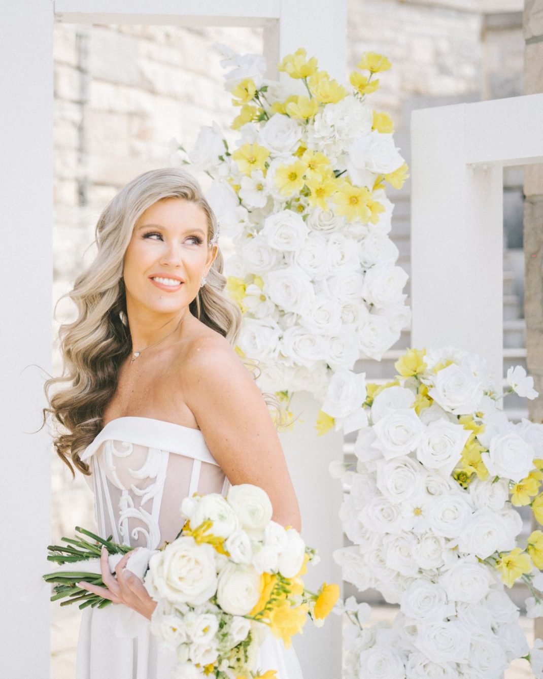 A Pop of Yellow for a Spring Wedding Vibe ~ WedLuxe