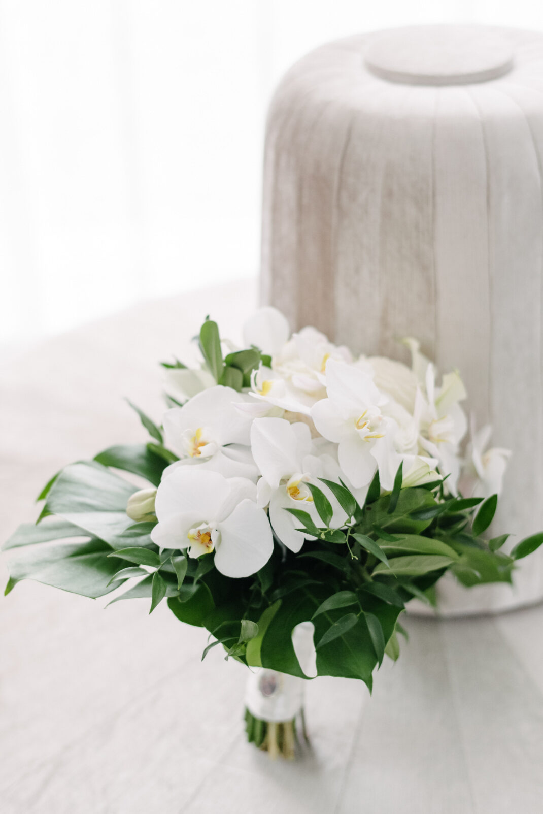 A Modern Version of a 1920s Miami x Great Gatsby-Inspired Wedding ~ WedLuxe