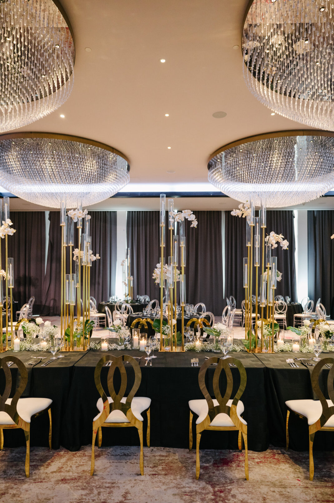 A Modern Version of a 1920s Miami x Great Gatsby-Inspired Wedding ~ WedLuxe