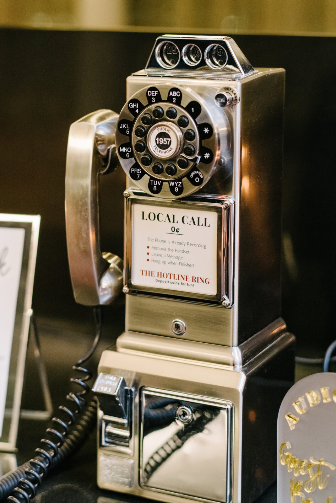 A Modern Version of a 1920s Miami x Great Gatsby-Inspired Wedding ~ WedLuxe
