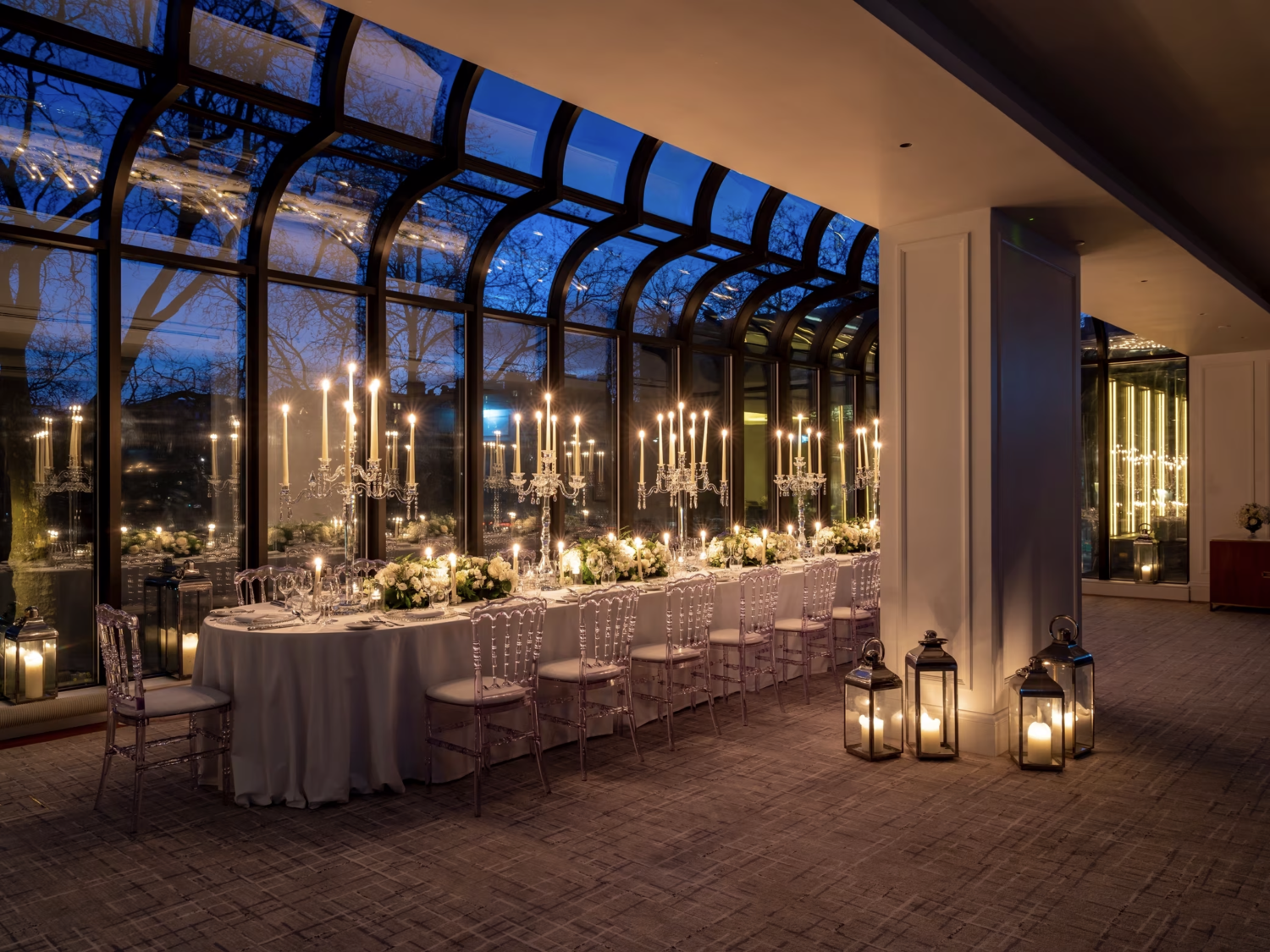 Luxe Redux: 5 Reasons Why We LOVE London’s Jumeirah Carlton Tower ~ WedLuxe