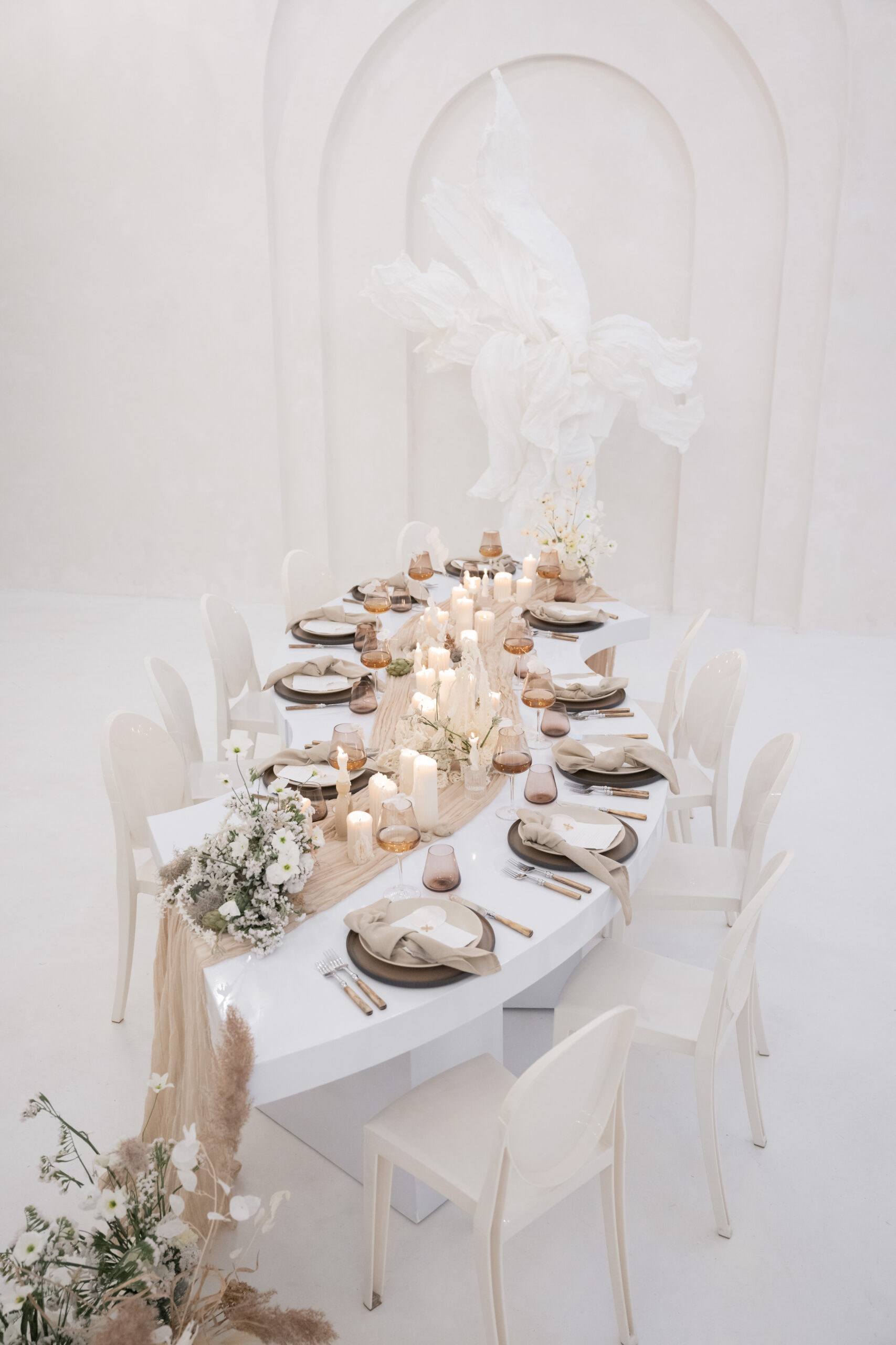 feathers-frills-wedding-trend-toronto107 ~ WedLuxe
