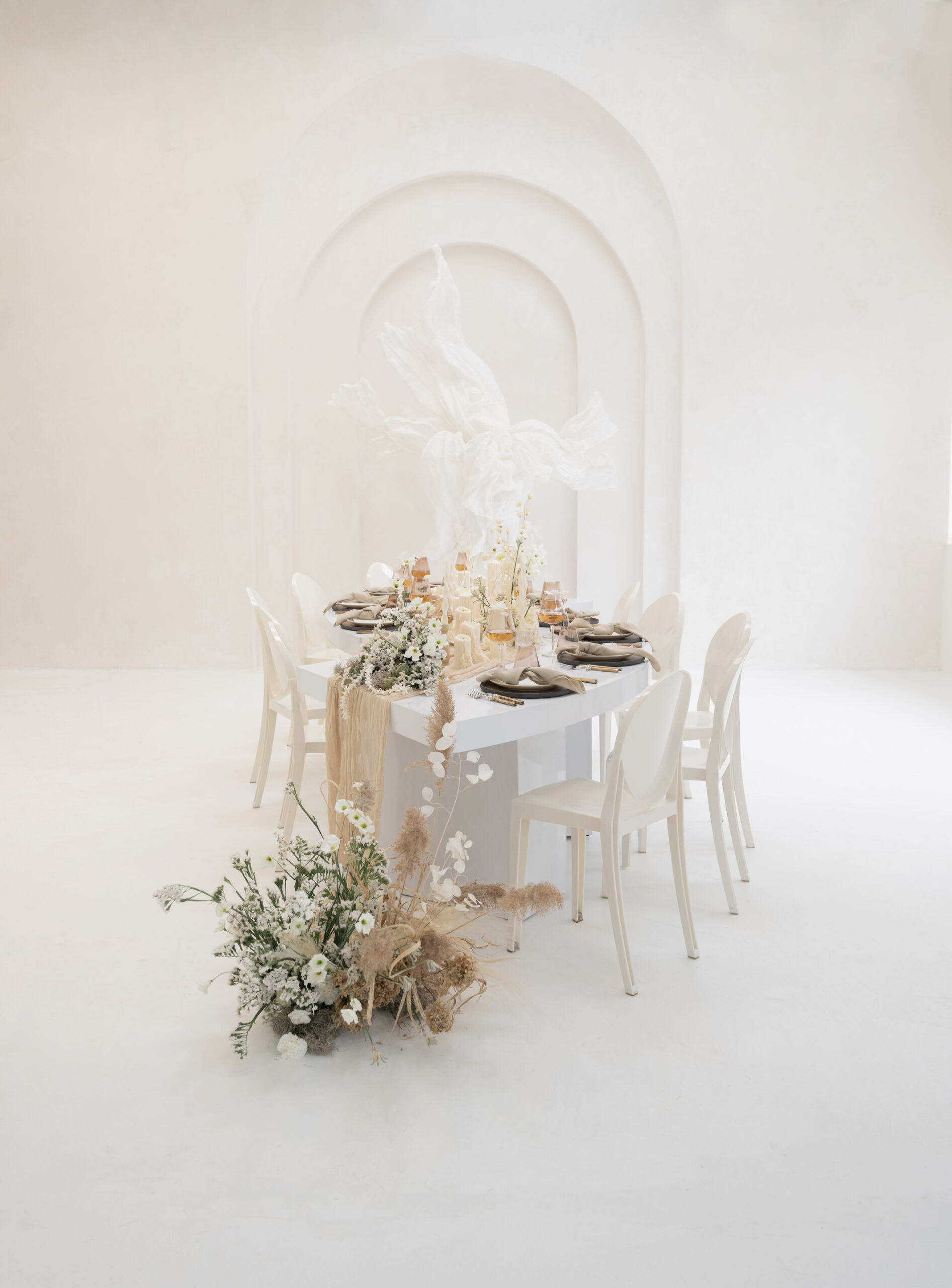 feathers-frills-wedding-trend-toronto117 ~ WedLuxe