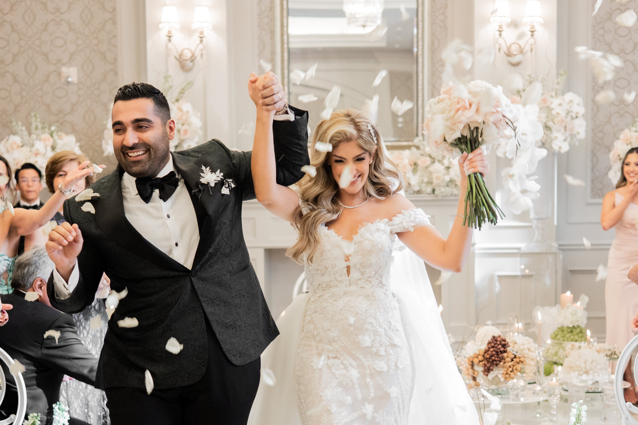 Modern Persian Wedding Sofreh Aghd – PERSIAN WEDDING CEREMONY