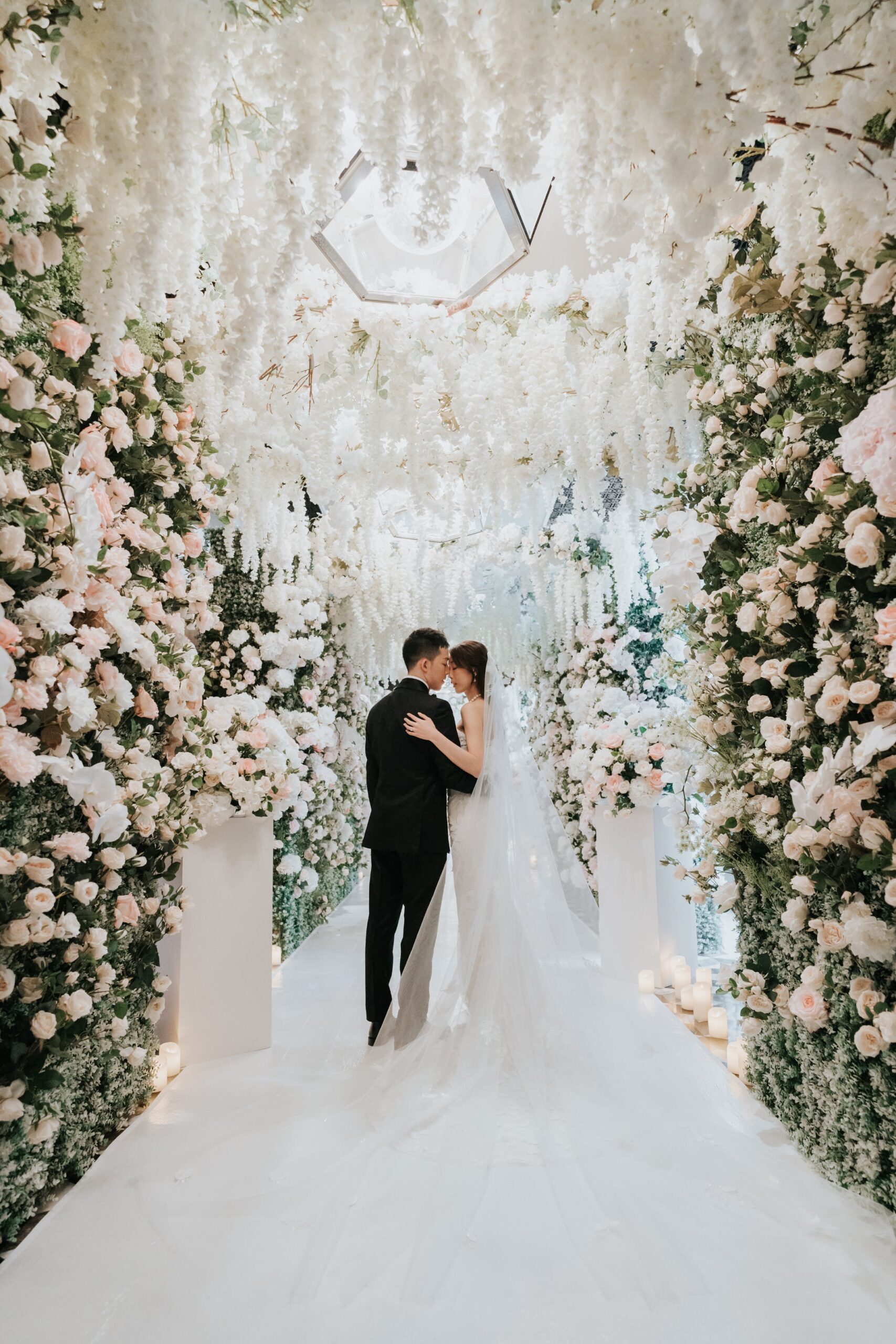 Hong kong wedding 60 photos - Astyledwedding.com