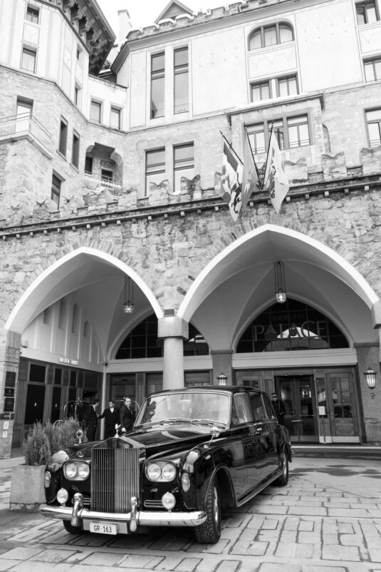 A Snow-Kissed, Stylish Winter Wedding at Badrutt’s Palace in St. Moritz ...